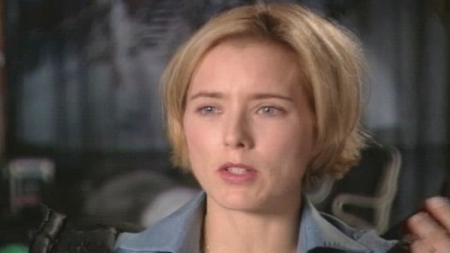 Watch The Family Man Online - Full Movie from 2000 - Yidio