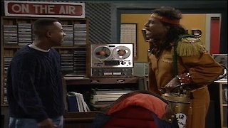 Watch Martin Season 1 Episode 12 - Three Men and a Mouse Online Now
