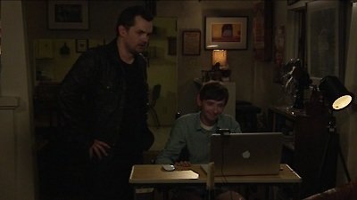 Watch Legit Season 1 Episode 3 - Love Online Now