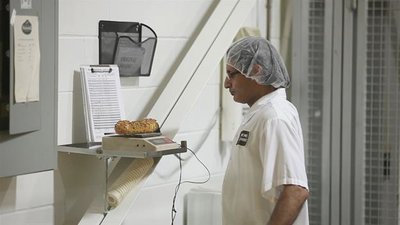 Watch Food Factory Season 1 Episode 1 - Pasta the Ice Cream (Pilot ...