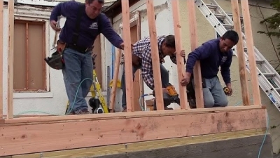 Watch Rescue My Renovation Season 3 Episode 1 - Mudroom Muck-Up Online Now