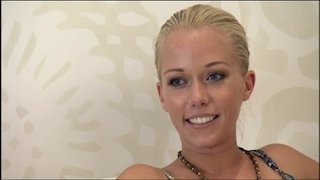 Watch Kendra Online - Full Episodes of Season 4 to 1 | Yidio