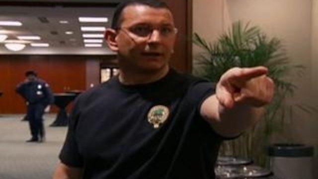 Watch Dinner: Impossible Streaming Online - Yidio