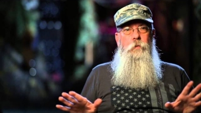 Watch Prepper Hillbillies Season 1 Episode 1 - Backwoods Barricades ...