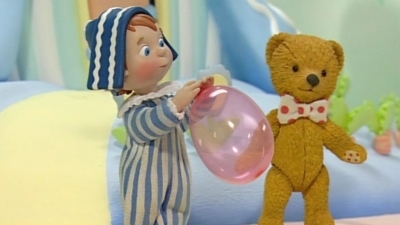 Watch Andy Pandy Season 1 Episode 2 - The Balloon Online Now