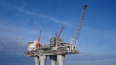 Watch Engineering Connections Season 1 Episode 2 - Super Rig Online Now