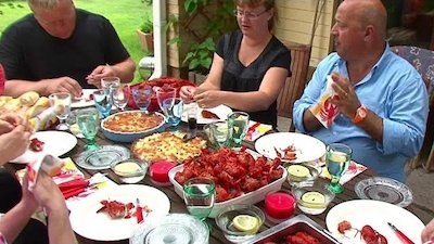 Watch Bizarre Foods with Andrew Zimmern Season 6 Episode 17 - Finland ...