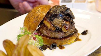 Watch Bizarre Foods with Andrew Zimmern Season 8 Episode 1 - Las Vegas ...