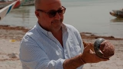 Watch Bizarre Foods with Andrew Zimmern Season 12 Episode 9 - Colombia ...