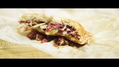 Watch Bizarre Foods: Delicious Destinations Season 6 Episode 1 ...