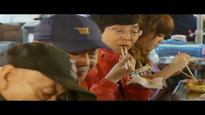 Watch Bizarre Foods: Delicious Destinations Season 4 Episode 10 ...