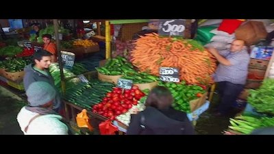 Watch Bizarre Foods: Delicious Destinations Season 4 Episode 22 ...