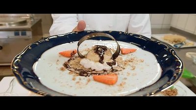 Watch Bizarre Foods: Delicious Destinations Season 4 Episode 24 ...