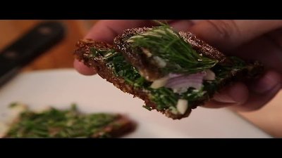 Watch Bizarre Foods: Delicious Destinations Season 4 Episode 26 ...