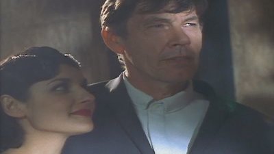Watch Starhunter 2300 Season 1 Episode 5 - The Man Who Sold the World ...