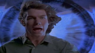 Watch Sliders Season 1 Episode 1 - Pilot (1) Online Now