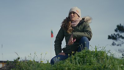 Watch 100 Foot Wave Season 3 Episode 4 - Chapter IV - The Eddie Online Now