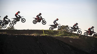 Watch Maverix Season 1 Episode 1 - Episode 1 Online Now