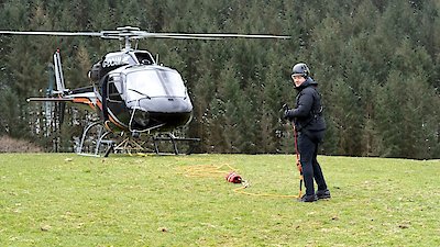 Watch Gordon Ramsay: Uncharted Showdown Season 1 Episode 2 - Wales ...