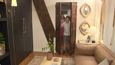 Watch Hack My Home Season 1 Episode 7 - Surprise Bedroom Online Now