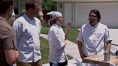 Watch Extreme Chef Season 1 Episode 2 - Rock the Block Online Now