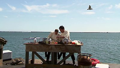 Watch Extreme Chef Season 2 Episode 2 - Coast Guard Cook-Off Online Now